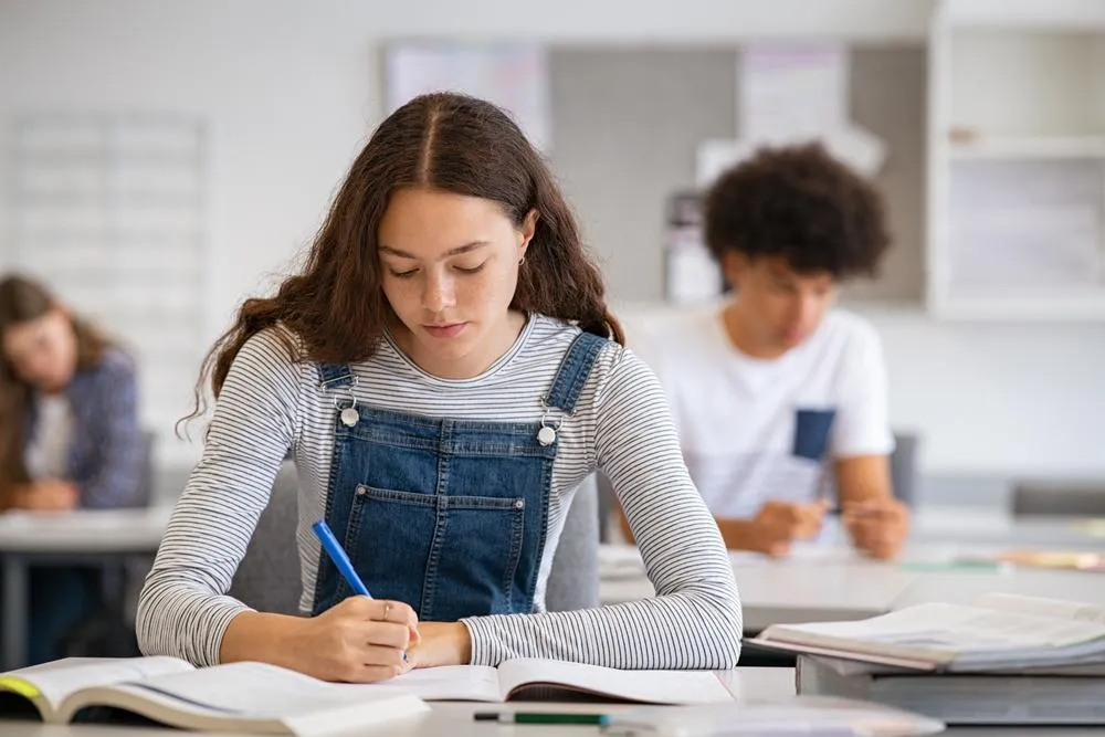 How To Write A Grade 9 Answer For GCSE English Literature - JPW Tutors Blog